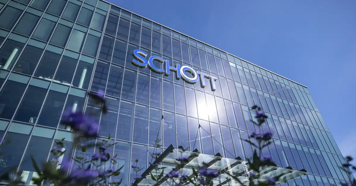 PRESSEINFORMATION: SCHOTT AG übernimmt Gesellschaftsanteile der SCHOTT-ZEISS Assekuranzkontor ...